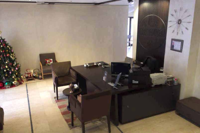 JABAL AMMAN HTL reception